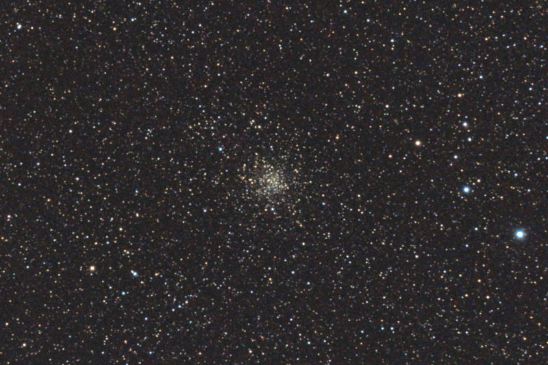 M71のメシエ天体の写真と位置や星図と撮影データ｜天体写真ナビ