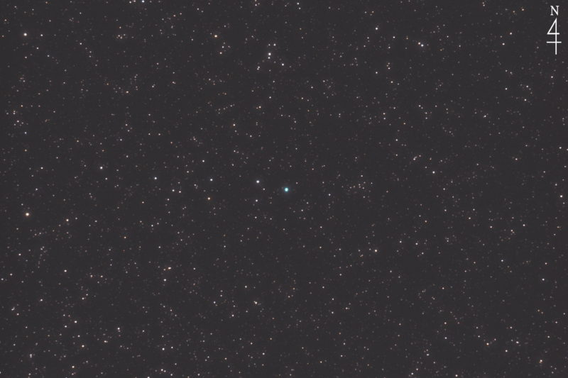 NGC6572（エメラルド星雲）の写真と位置がわかる星図や撮影データ｜天体写真ナビ